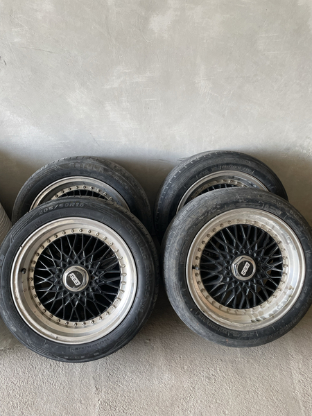 R16 Bbs diska baloni blan srochna sotiladi