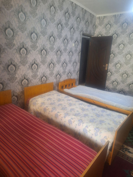 Qizlari ijaraga qoyamz institutni oldida