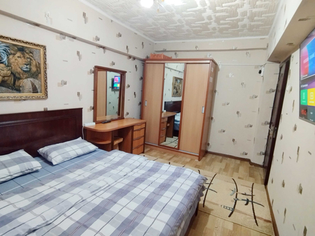 Продам на ц5 4/4/4 напротив м.Минор