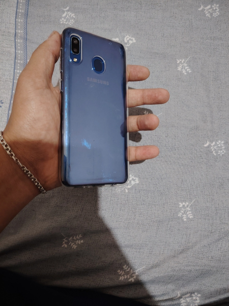 Samsung A10s Sotiladi Holati Ideal tinniq