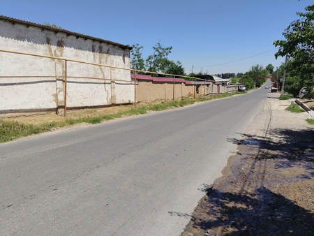 Nazarbek Tarnovi ozida er sotiladi 4 sotik