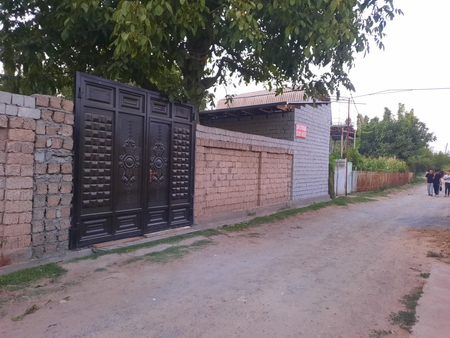 Dacha sotiladi srochna