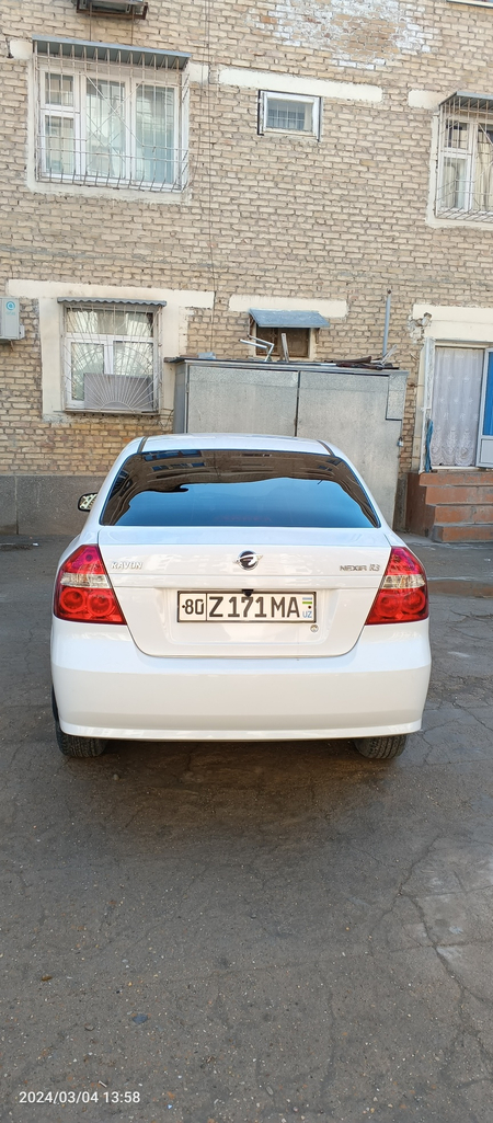 Продаётся нексия 3 Ravon R3