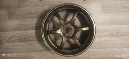 Продаються диски r17  спортивные лёгкие