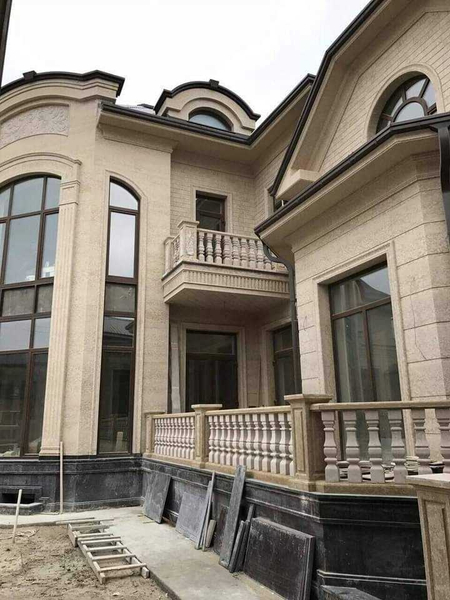 Гранит мрамор травертин табий тошлардан фасад ва сокилга куриб берамиз