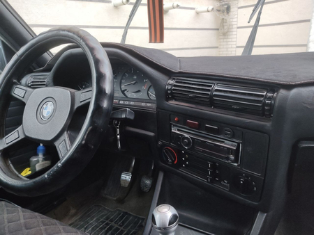 BMW e30. M20. B20. 84г.