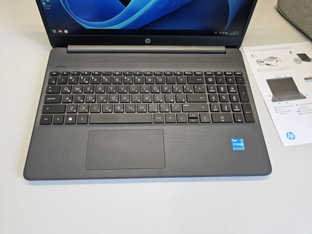 ПРОДАМ HP Laptop 15S Ноутбук Core™ i3 12-ПОКОЛЕНИЯ/8GB/256SSD/15.6