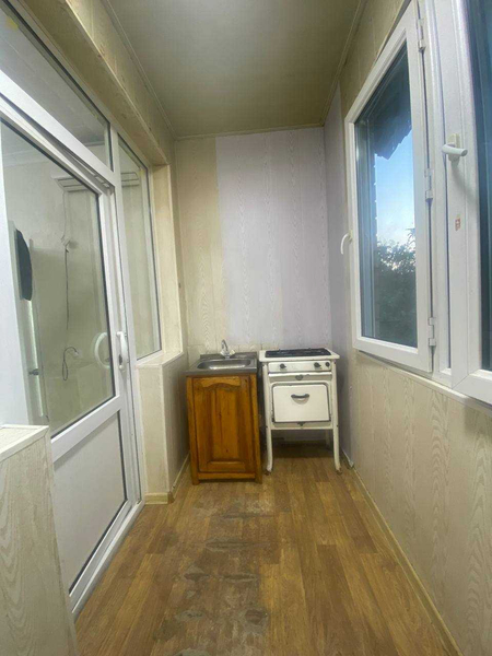 Продается 1 комнатная кв 34m2 43.500$ ориентир кафе Алладин.ZA010