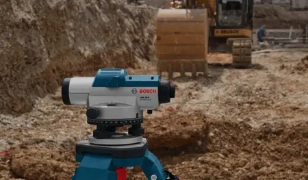 Оптический нивелир bosch at 32
