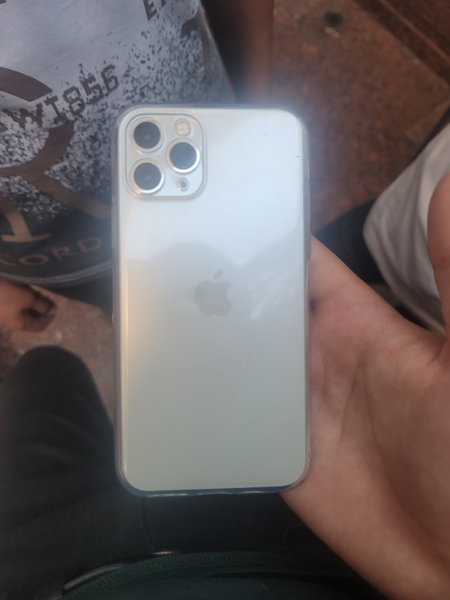 Iphone 11 pro LLA 64GB