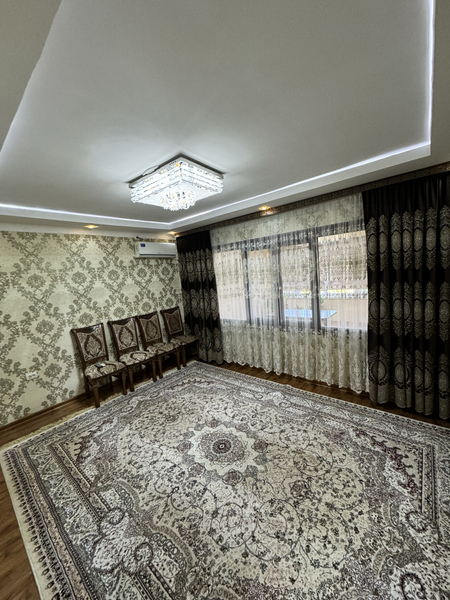 Продам квартиру Карасу 4 конечка + парковка мебель техника остаётся