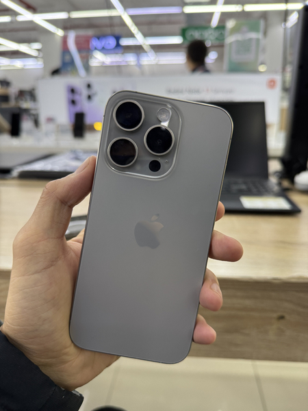 Iphone 15 Pro 128GB Natural Titanium