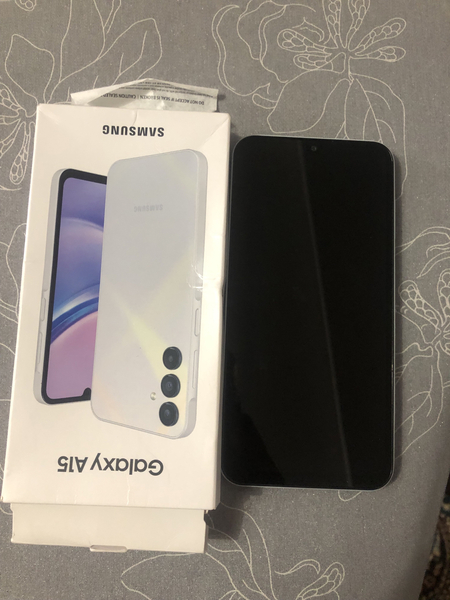 Samsung a 15 sotiladi xoalti yangi ishlatilmagan