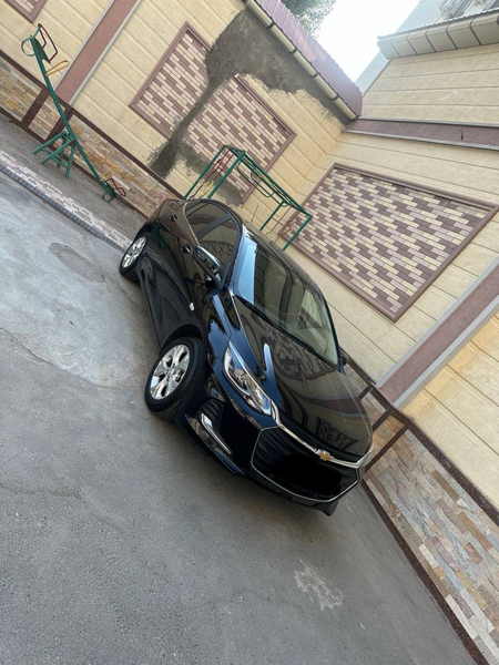 ПРОДАЕТСЯ СРОЧНО! Chevrolet Onix FULL 2023