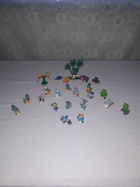 Киндер игрушки разные