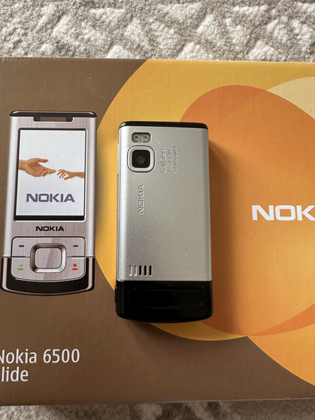 Nokia 6500 slide