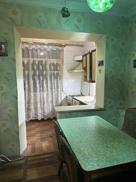 Чилонзор 2кв улучшенка \\n2².1.4 60м² б.н 2/6разделка\\nорр Торговый центр