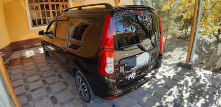 Lada Largus 2019