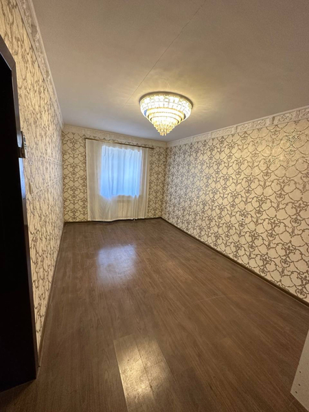 SROCHNO 2 xona 55 kv 3 etaj yevro remont