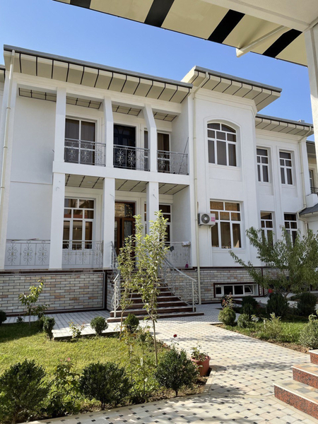 Продается Дом Юнусабад 8 комнат 8 соток