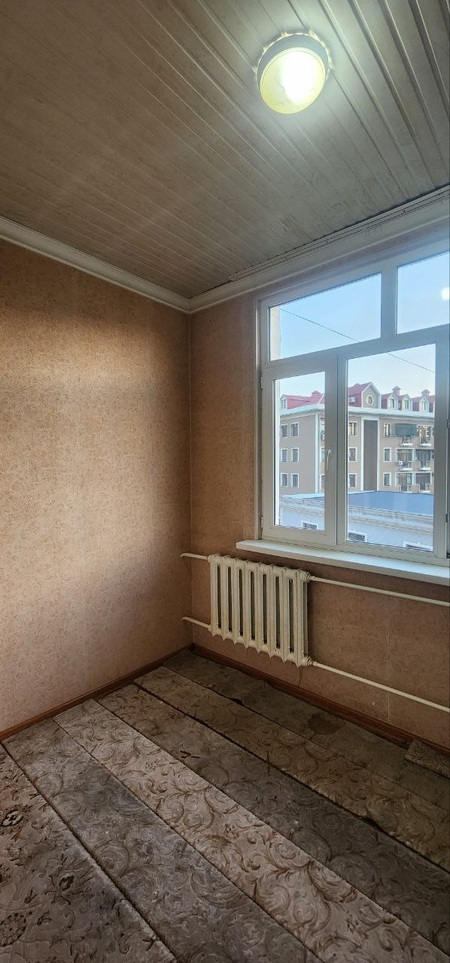 Продаётся 1в2 комнатная квартира Юнусабад 17квартал