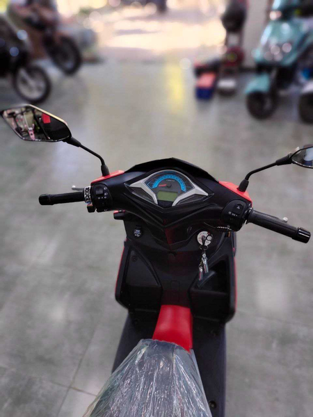 Продается Мопед Ninza 150 Wasat sport бензиновый Kredit!!!