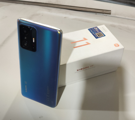 Xiomi 11  8ga 256