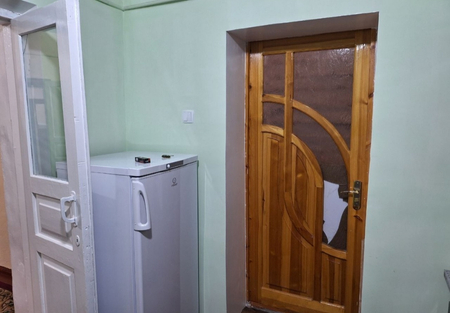 Ijaraga 2 Xonali uchaska topshiriladi.  Faqat Oilaga Uzoq muddatga