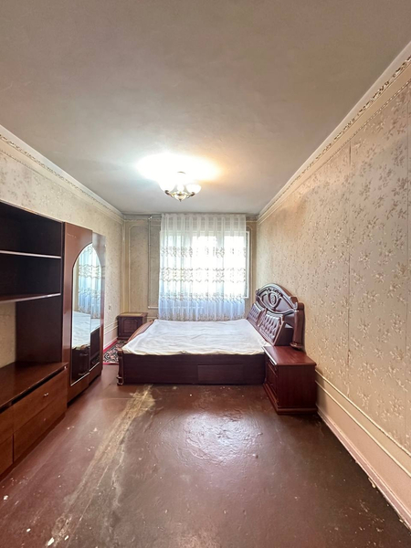 Чиланзар 18кв 3/3/4 Панель 65м² бн 1,5*3 с мебелью