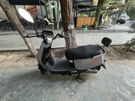 Yadea e8s. Skuteri sotladi srochniy