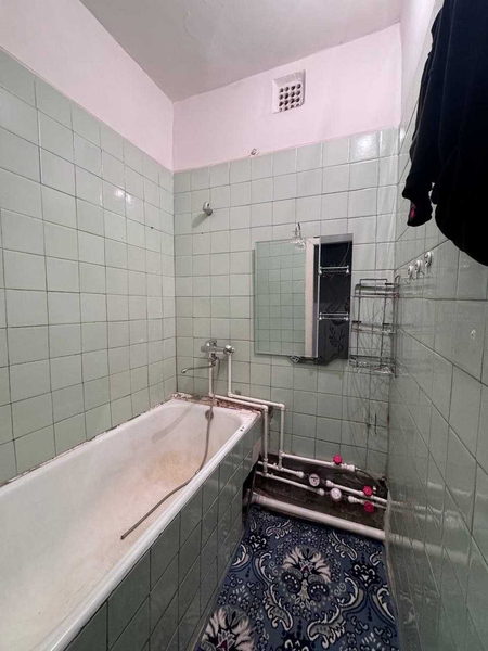 3 xonali 4-qavat 4 qavatli ponelniy dom 85m²