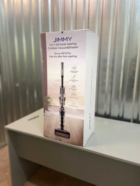 Продаю новые моющие вертикальные пылесосы JIMMY HW10 PRO