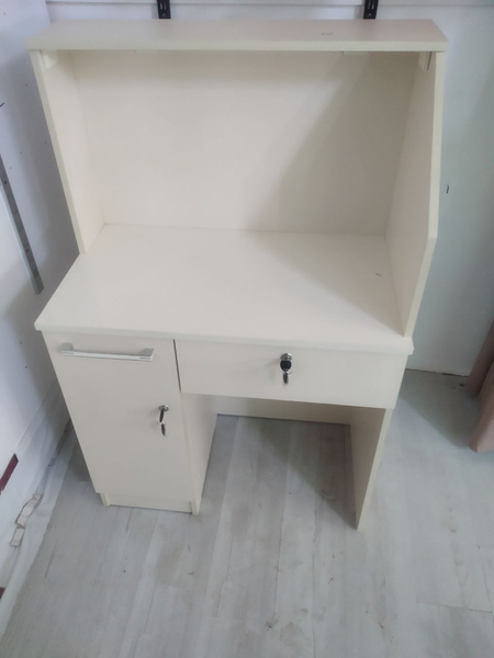 Kasoviy stol yengi