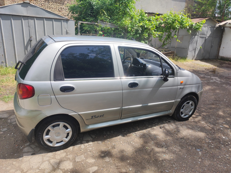 Matiz Best sotiladi  moshina o'zimiki Gaz Konditsioner bor