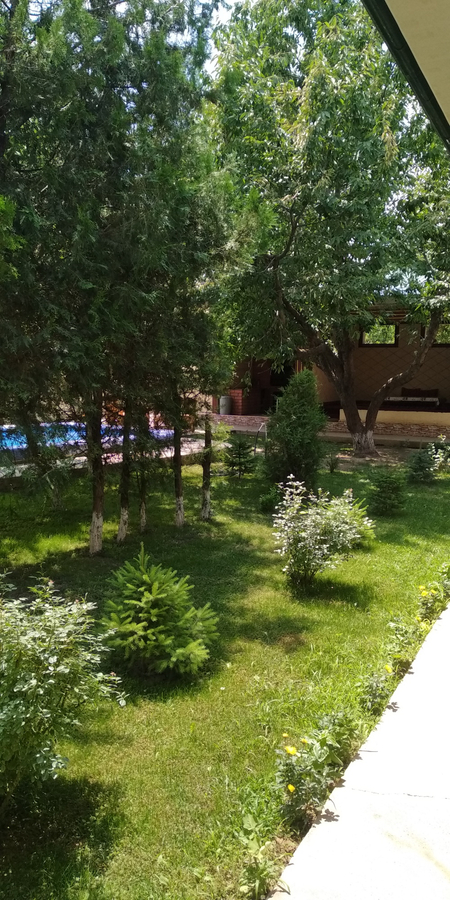 Oilaviy dacha Oq tosh