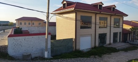Срочно нотурар жой сотилади продается нежилой здания