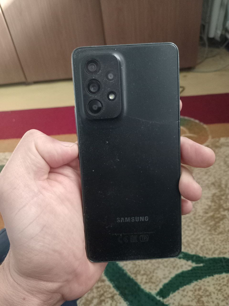 Samsung A53 chorni svet