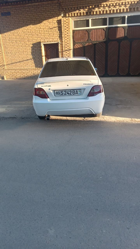 Нексия 2 сотилади