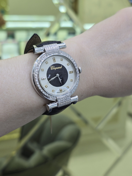 Продам часы Chopard Imperial из белого золота