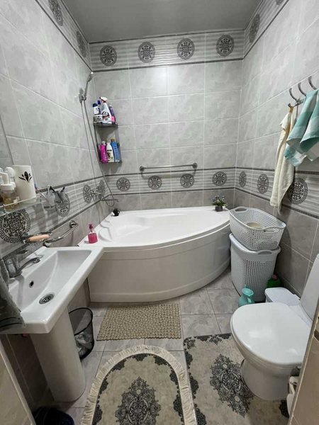 Срочная продажа дома в Куйлюке: 6 комнат, 2.5 сотки готов к заселению!