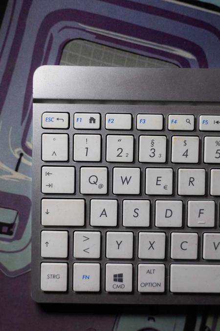 Bluetooth клавиатура аналог клавиатуры от Apple