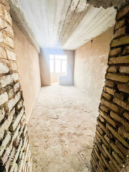 Срочно продаётся квартира 3 комнатная 120м² Микрорайон Дамарик