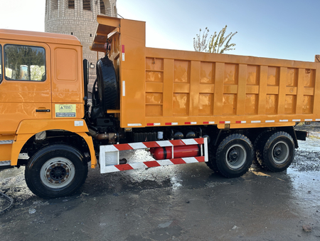 CHAKMAN F3000. 25 т самасвал