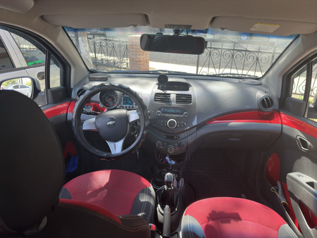 Chevtolet Spark 1,2 (2010г) 71000км