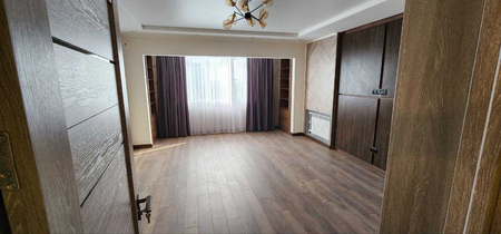 (К121569) Yakkasaroy tumanida 4-xonali kvartira sotiladi