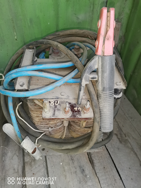Сварка аппарат продам 220в 380в работает