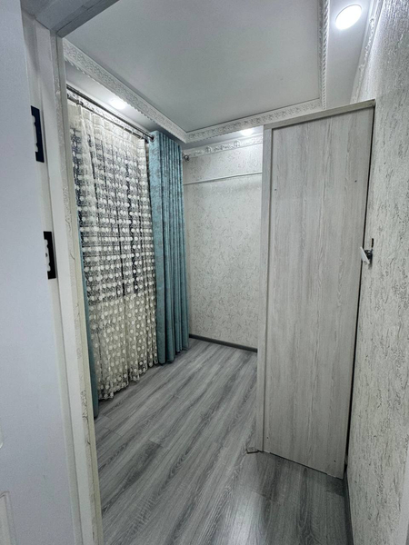Chilonzor 10 kvartalda uy sotiladi
