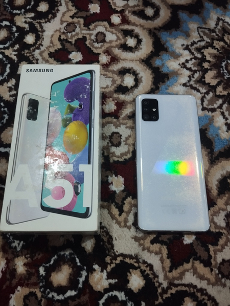 Samsung A 51 коробка документли 4/64 Гблик  телефон сотилади