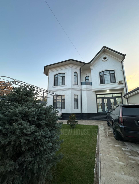 Продается Евро дом на Центре Луначарского