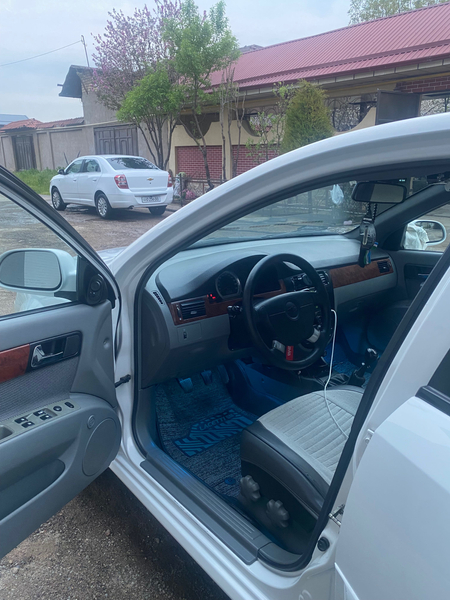 Lacetti 1.8 faqat naqtga sotiladi